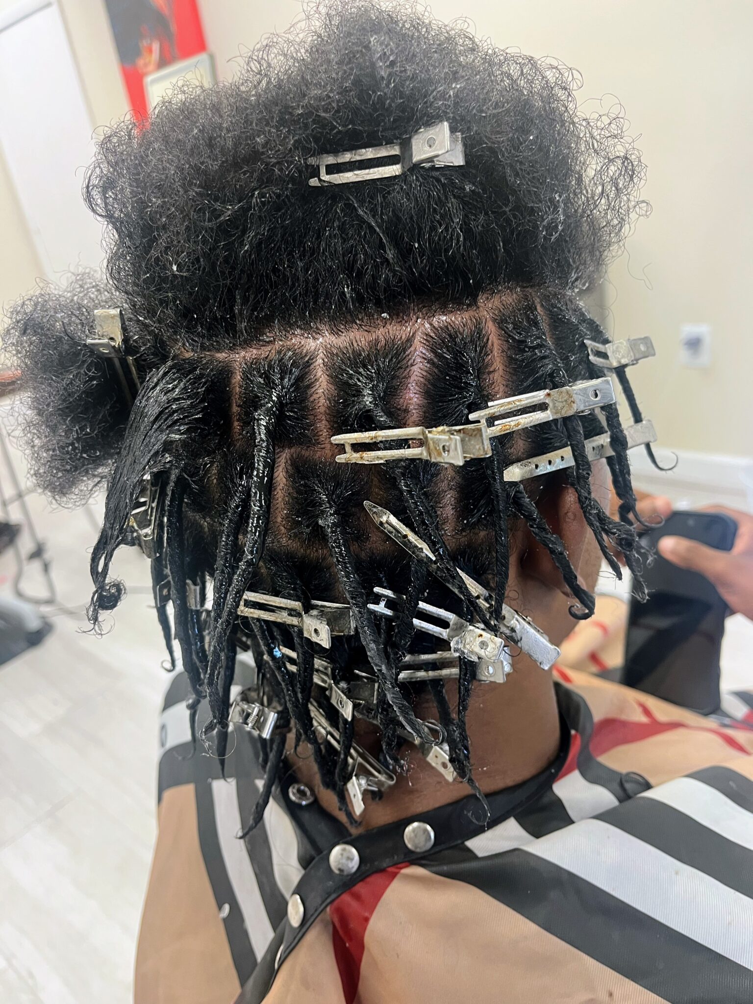 Crown Braiding – Where Every Strand Finds Its Style